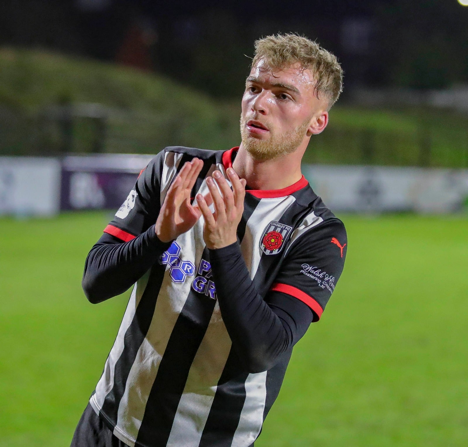 Tom Carr departs for Bury FC